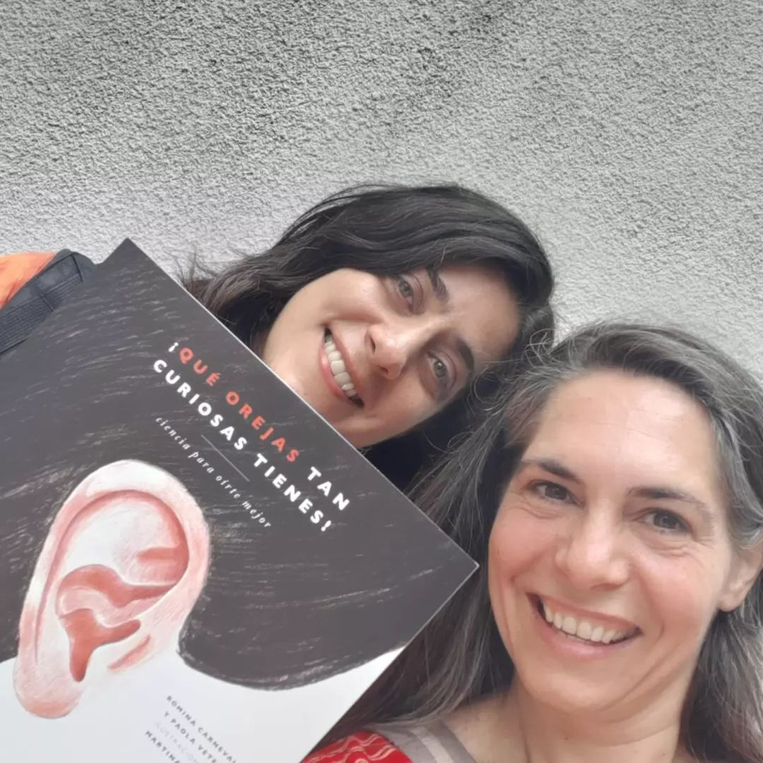 Romina Carnevale y Paola Vetere presentan ¡Qué orejas tan curiosas ...